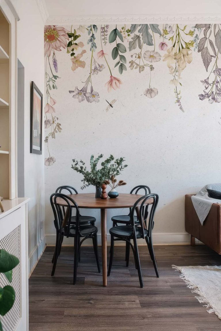 Hanging Garden, Soft White Blossom Wallpaper Mural - Magicdecor