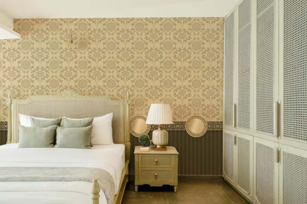 Heritage, Cream & Olive Classic Pattern Mural - Magicdecor